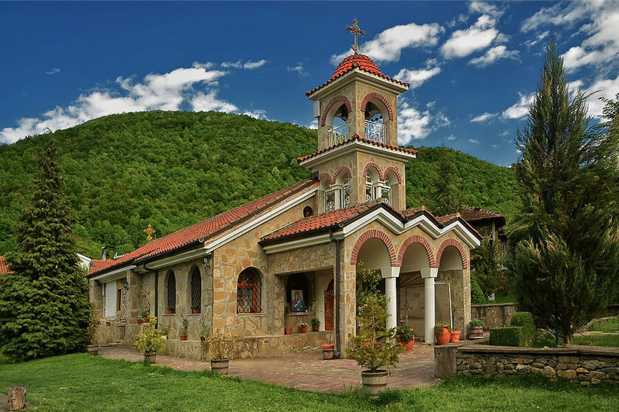 Jigsaw puzzle «Church» - solve jigsaw puzzles online | PuzzleIt