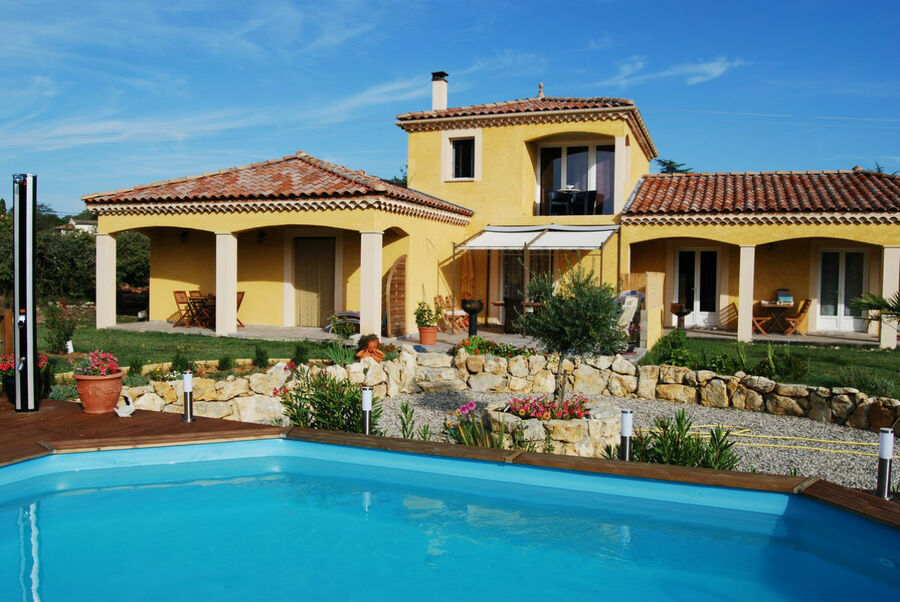 Jigsaw puzzle «Pool Villa» - solve jigsaw puzzles online | PuzzleIt