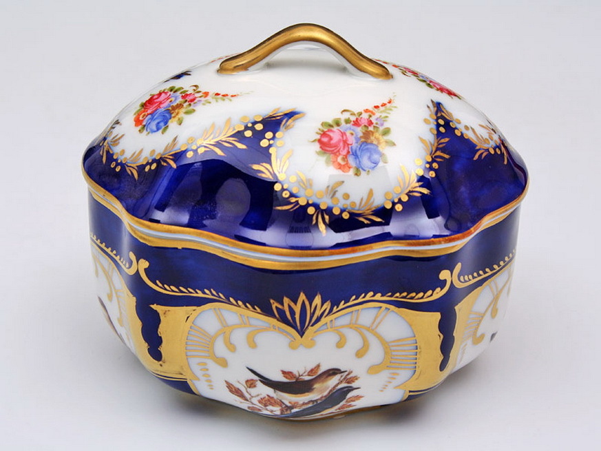 Jigsaw puzzle «Porcelain box» - solve jigsaw puzzles online | PuzzleIt