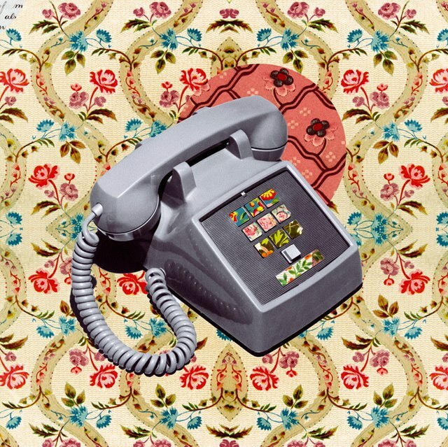Jigsaw puzzle «Telephone set» - solve jigsaw puzzles online | PuzzleIt